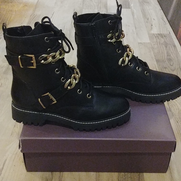 Kurt Geiger | Shoes | New Carvela Leather Combat Boots With Gold Chain ...